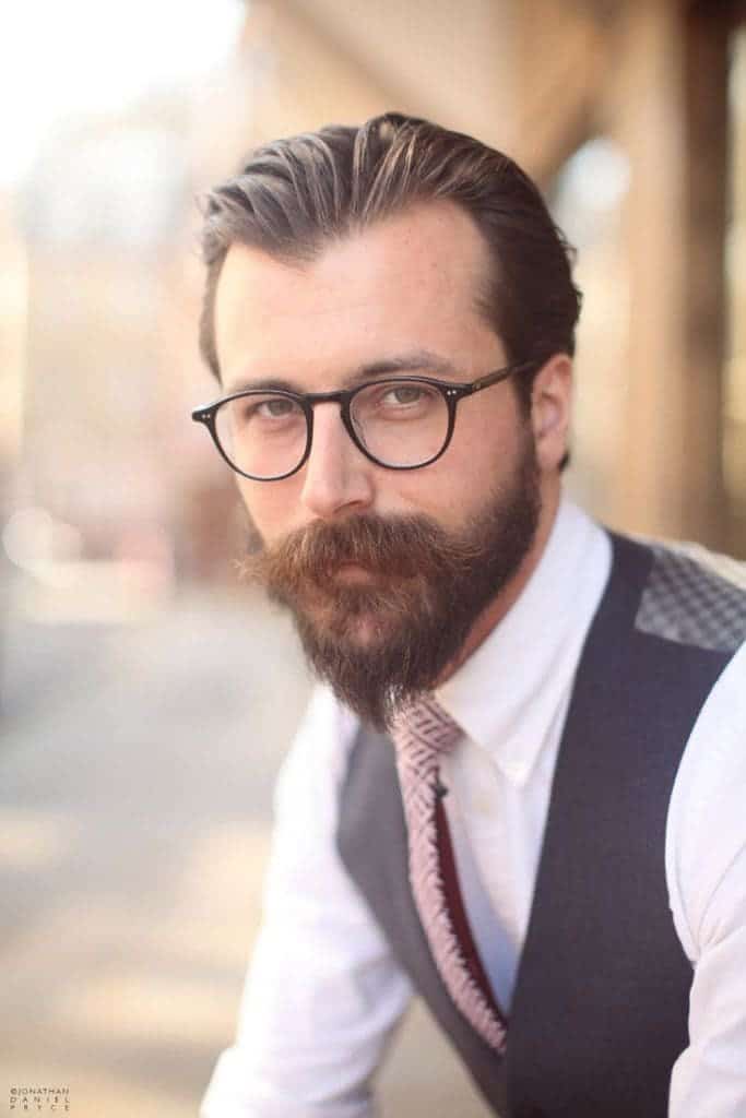 60 Vigorous Full Beard Styles for a Manly Look