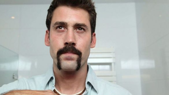 23 Ways To Style A Horseshoe Mustaches To Stand Out — Beard Style