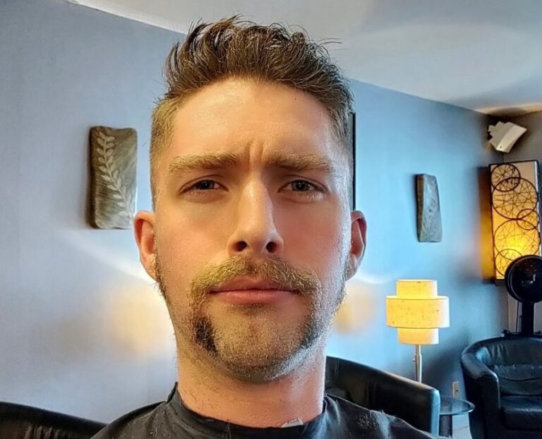 23 Ways To Style A Horseshoe Mustaches To Stand Out — Beard Style