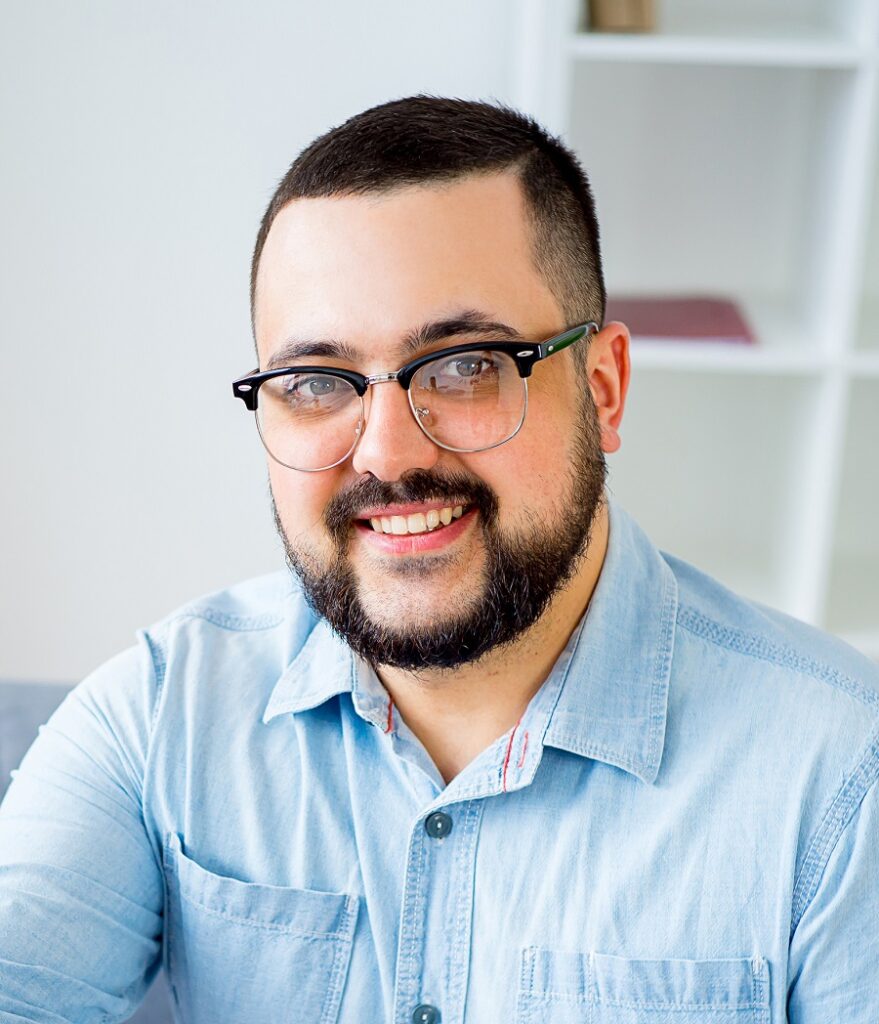 25 Epic Beard and Glasses Combinations to Inspire Your Next Look