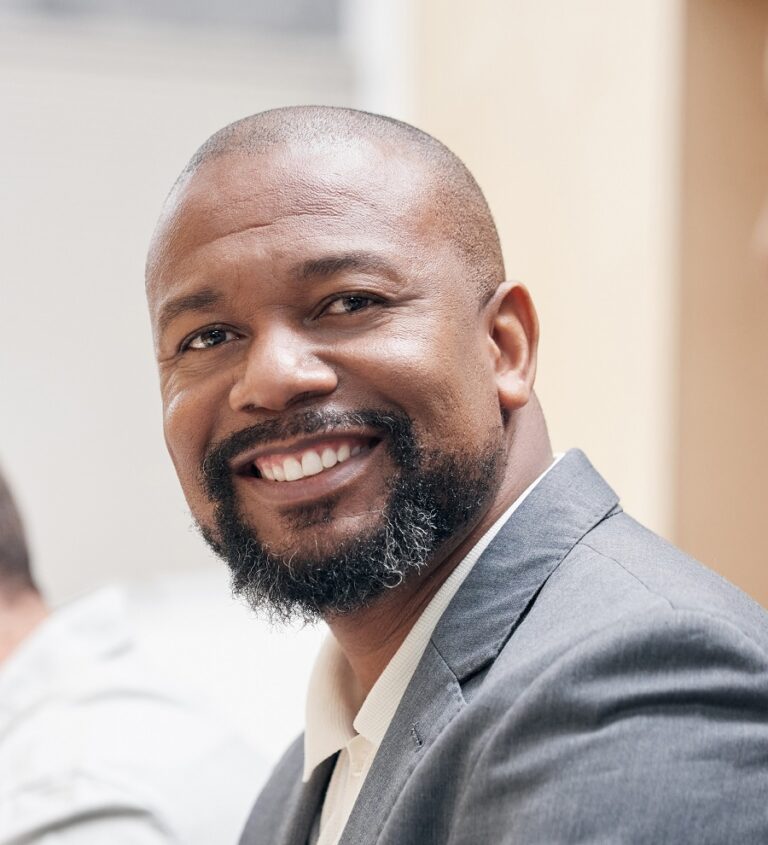 18 Stylish Beard Styles for Bald Black Men in 2023 — Beard Style