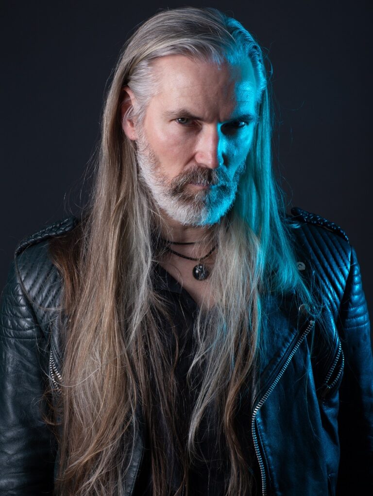 23 Hairstyles for Older Men That Look Great with Beards