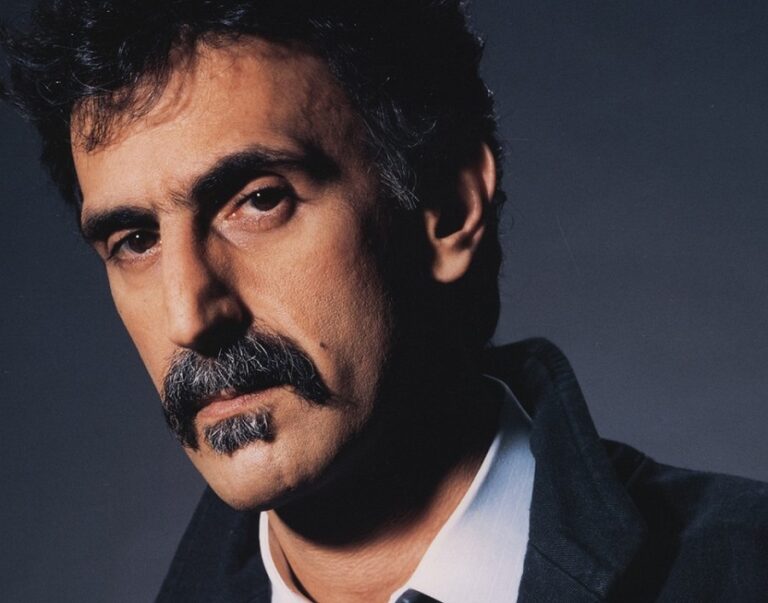 21 Retro 70s Mustache Styles That Are Back in Style