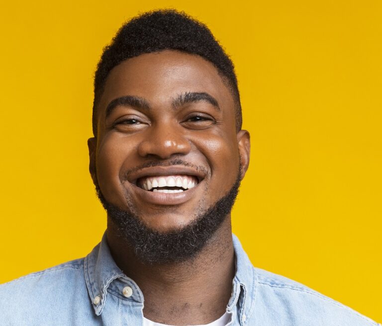 How to Create the Ultimate Jawline with a V-Shape Beard