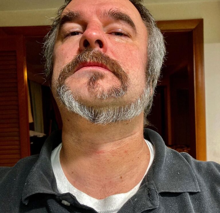 30 Funny Monkey Tail Beard Styles to Brighten Your Day